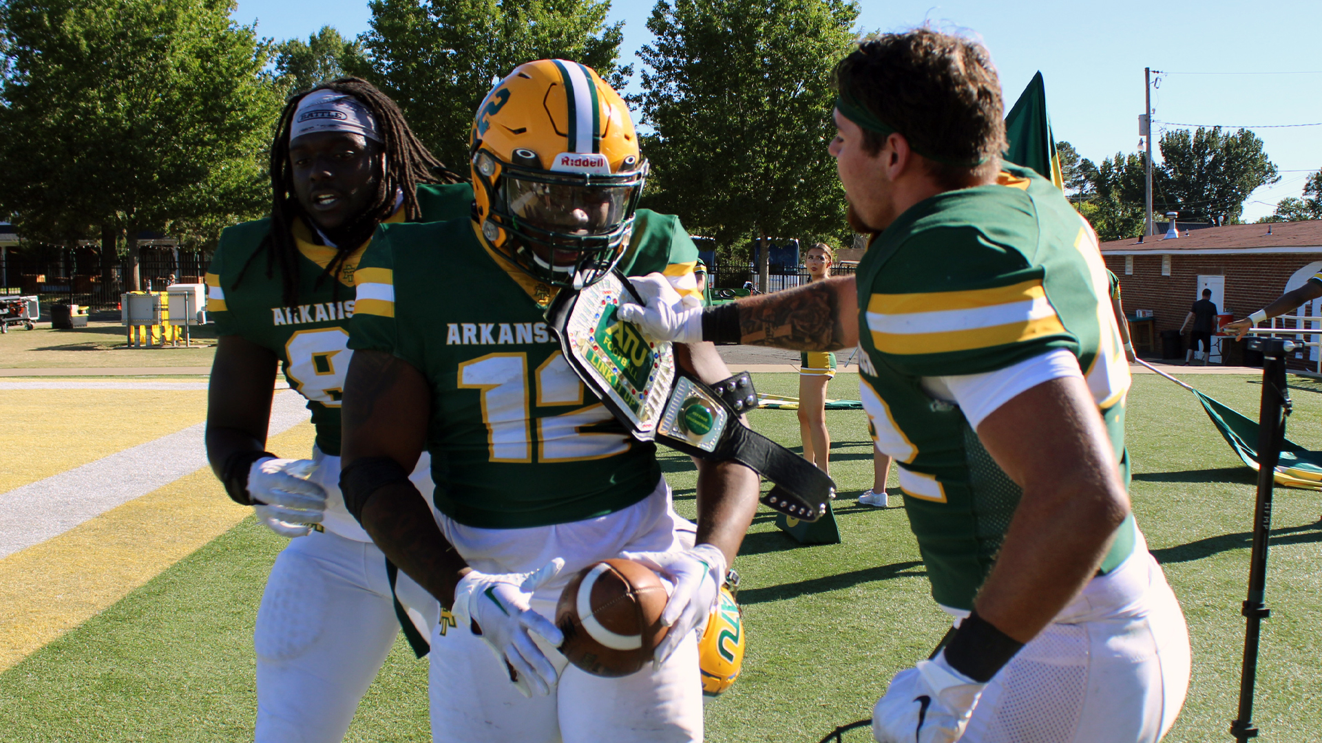 Wonder Boys use dominant fourth quarter to secure 48-35 win over ...