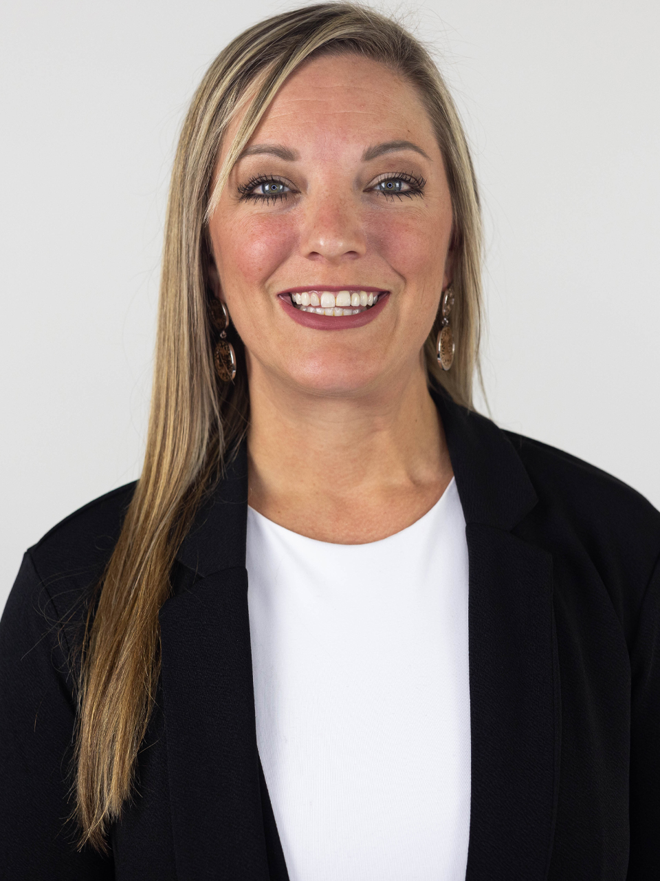 Kera Coleman - Women's Volleyball Coach - Arkansas Tech University ...