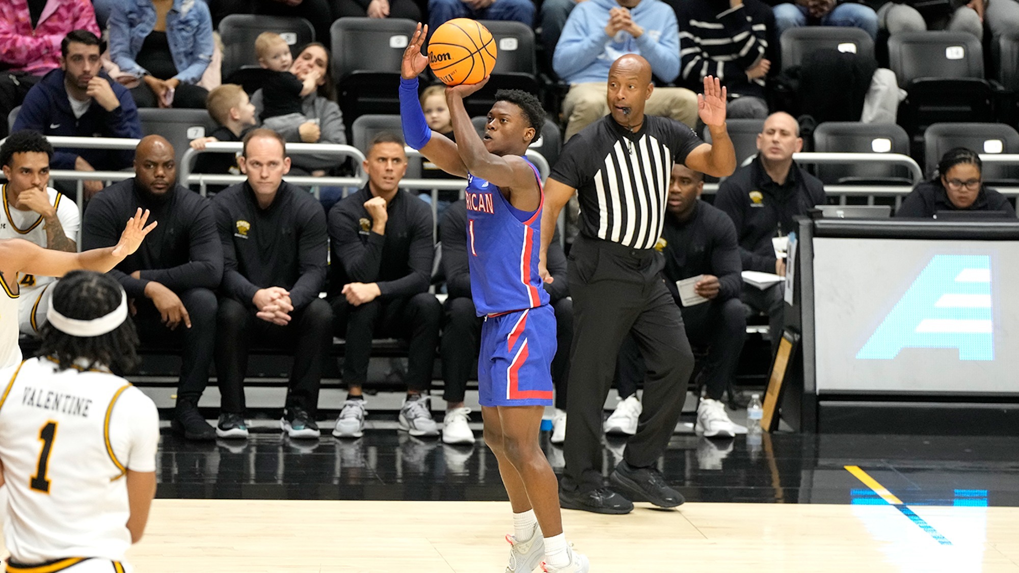 Men's Basketball Holds on to Beat UMBC in Final Nonconference Game ...