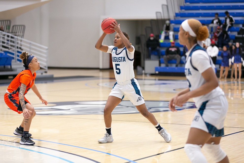 Augusta Women's Basketball Improves to 3-0 With Win Over Johnson. C ...
