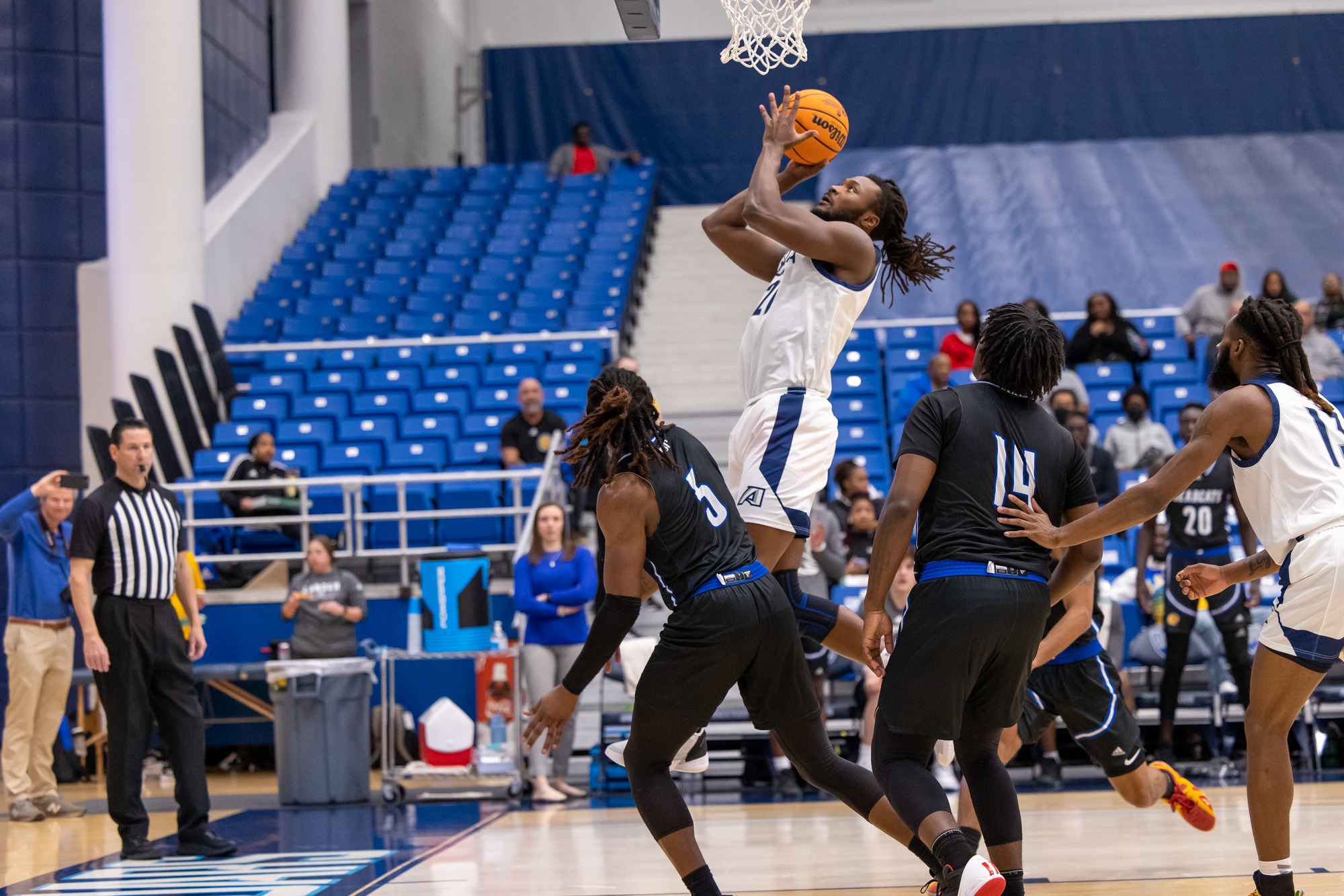 No. 9 Jags Come From Behind to Claim 81-78 Victory Over Bearcats ...