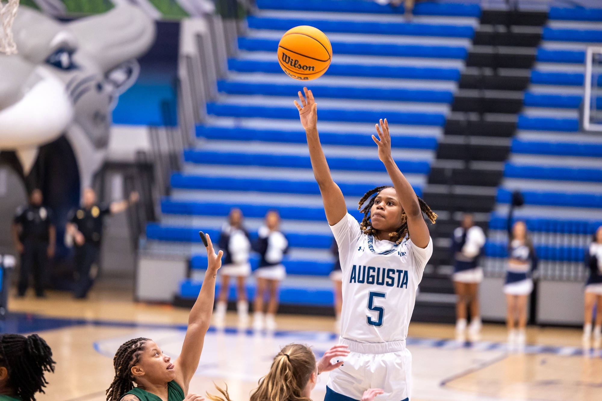 Phillips Scores 20 to Pace Augusta in Victory Over Georgia College ...