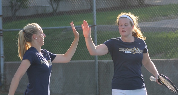 Aileen MacDonald - Women's Tennis - Augustana College Athletics