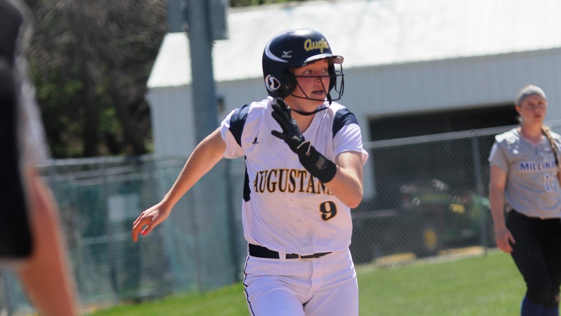 Shelby Grandt - Softball - Augustana College Athletics