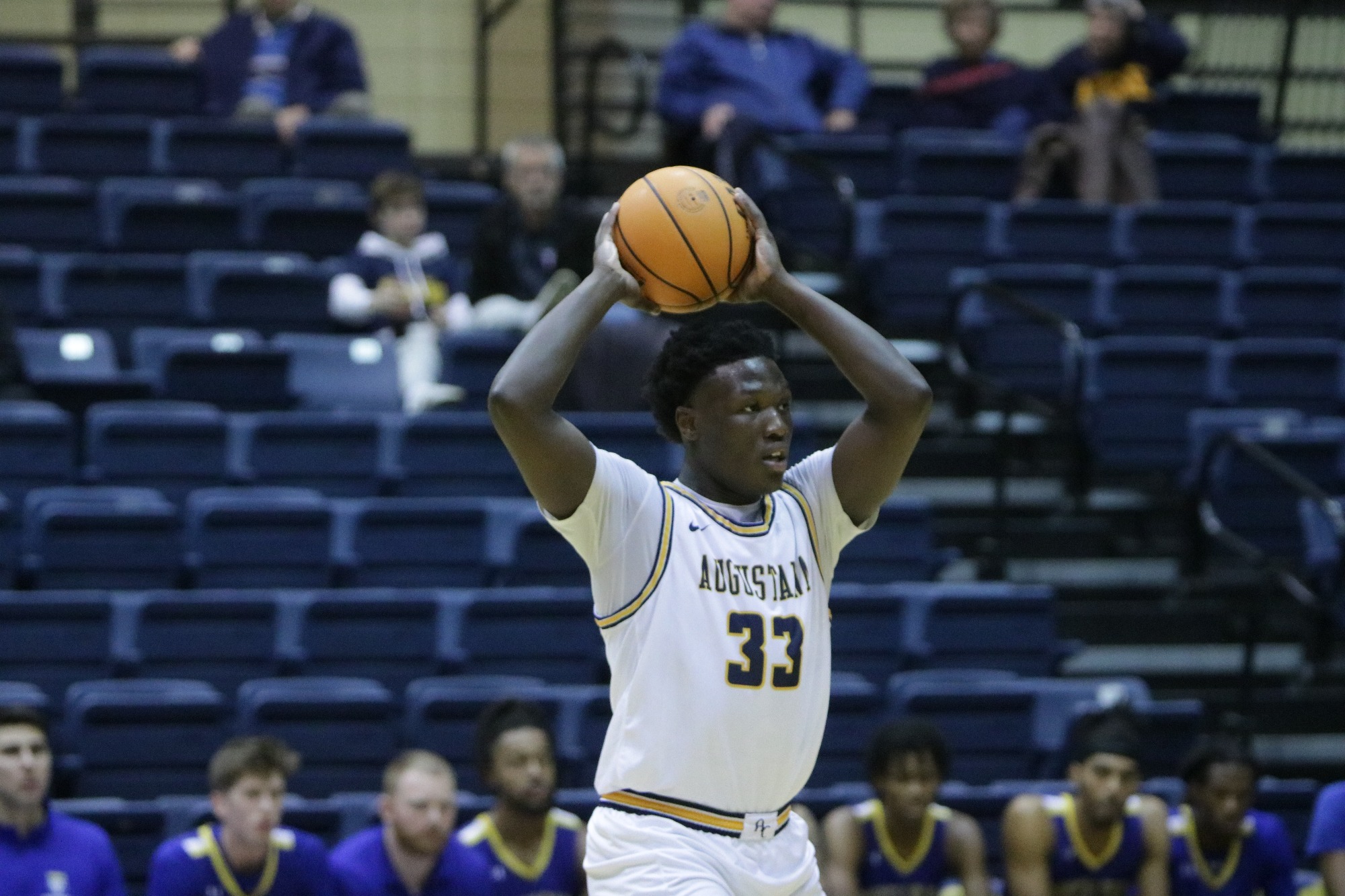 Men's basketball wins overtime thriller over Lake Forest - Augustana ...