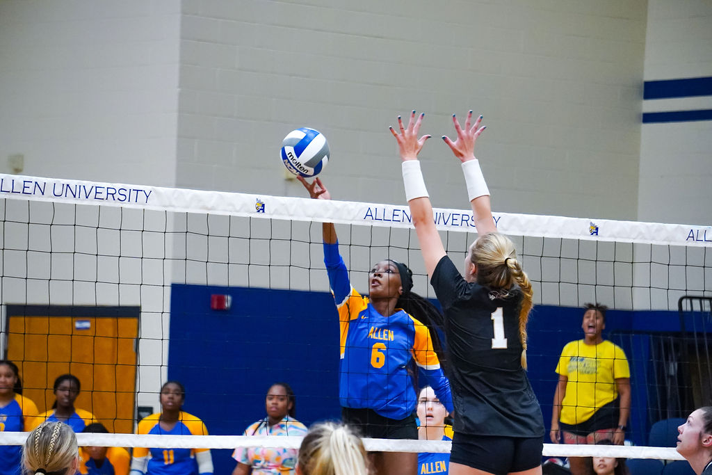 YellowJacket Volleyball Falls in 5-setter - Allen University