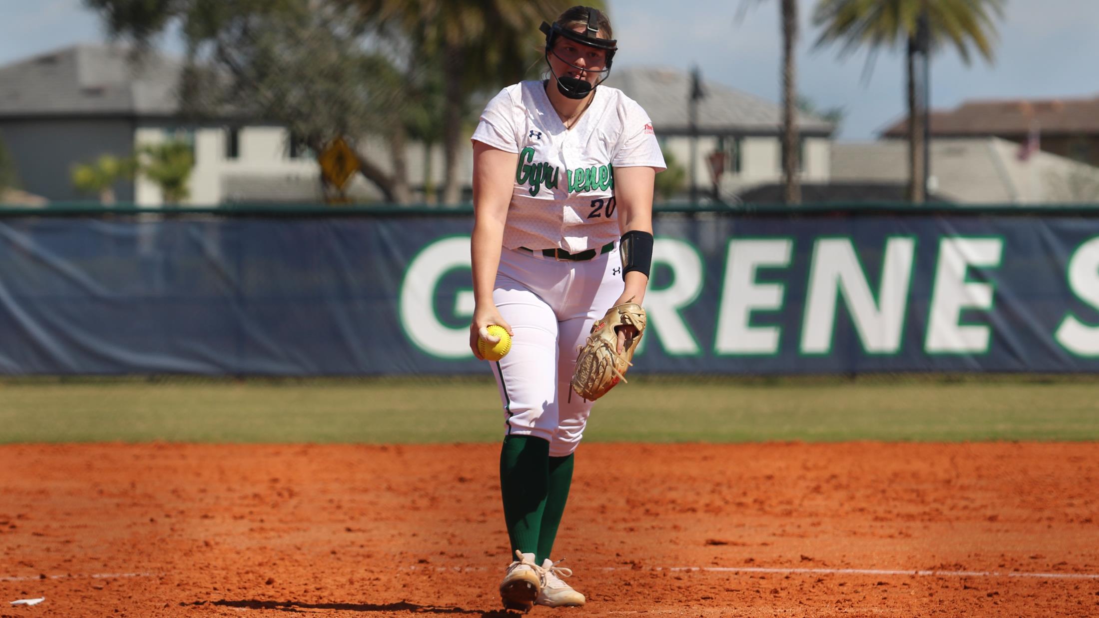 Alissa Bolinger - Softball - Ave Maria University Athletics