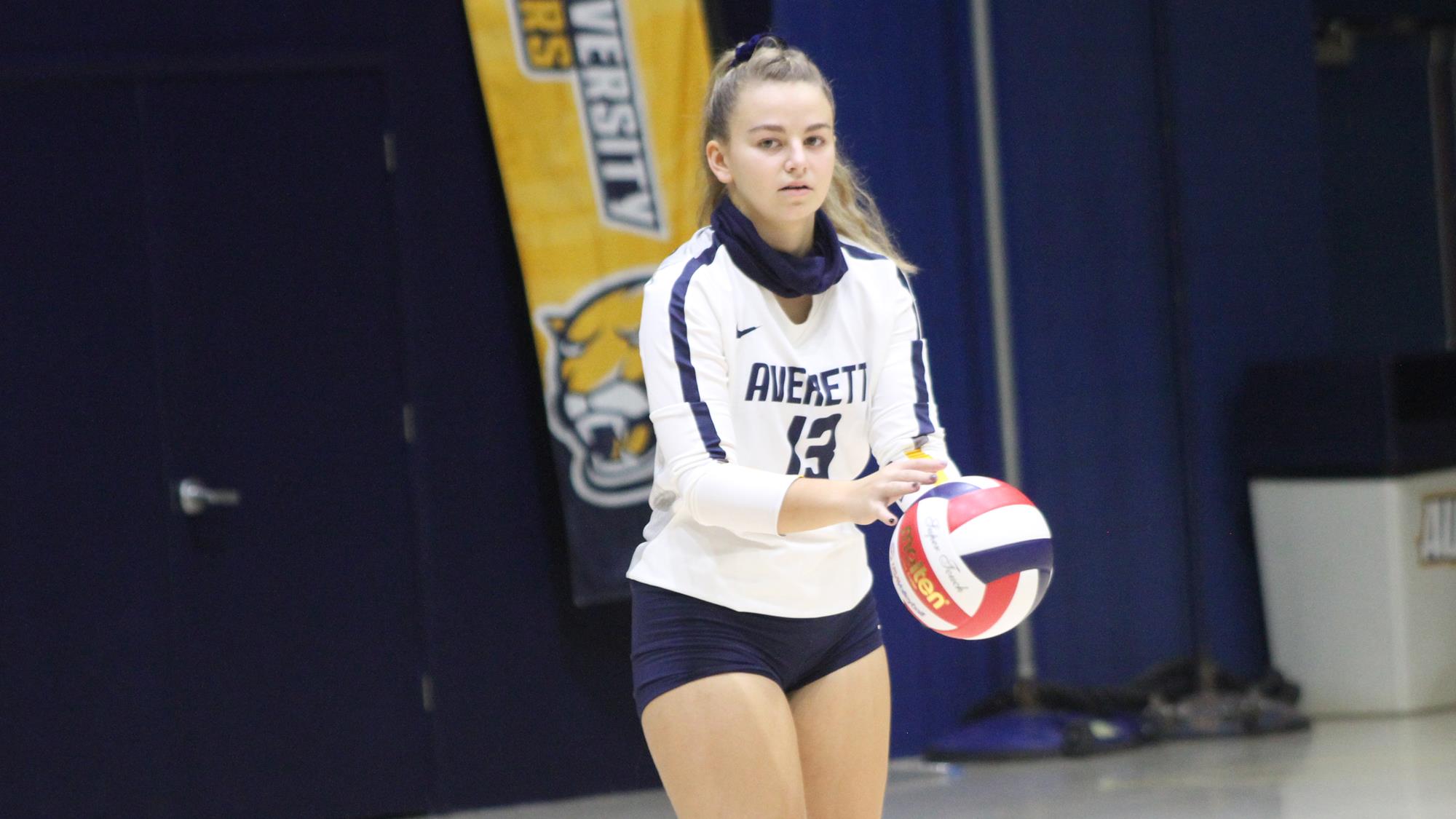 Volleyball rolls past Salem in three sets - Averett University Athletics