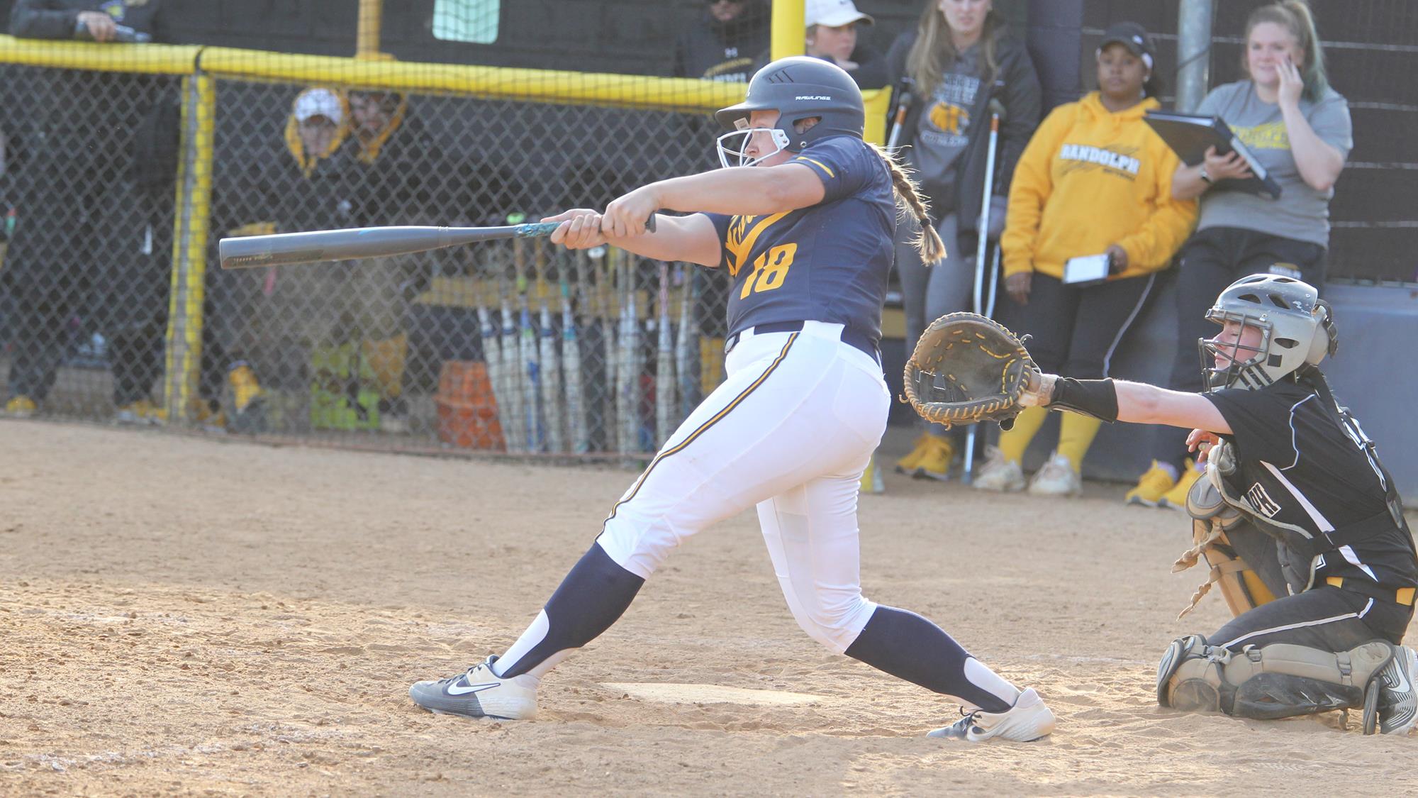 Elena Lewis - 2022 - Softball - Averett University Athletics