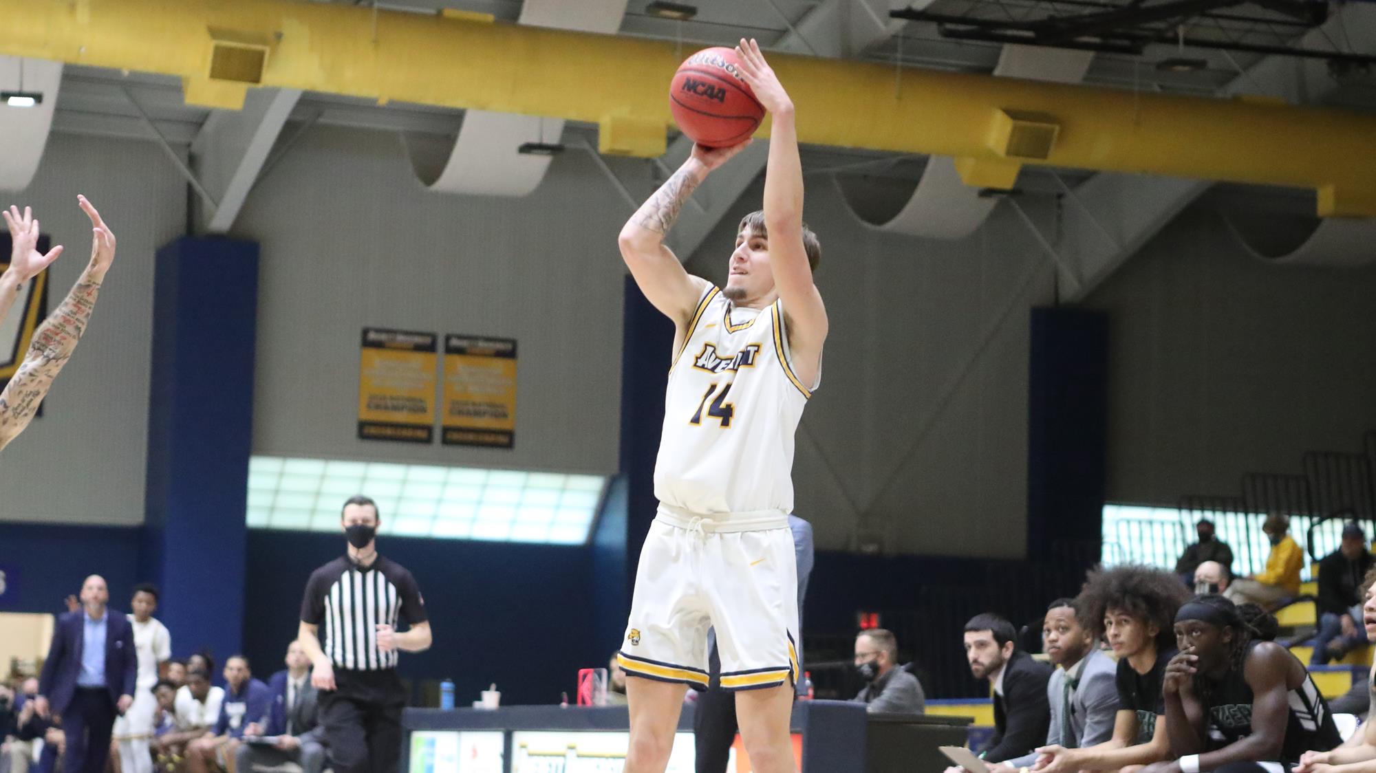 Jem Lowrance - 2023-24 - Men's Basketball - Averett University Athletics