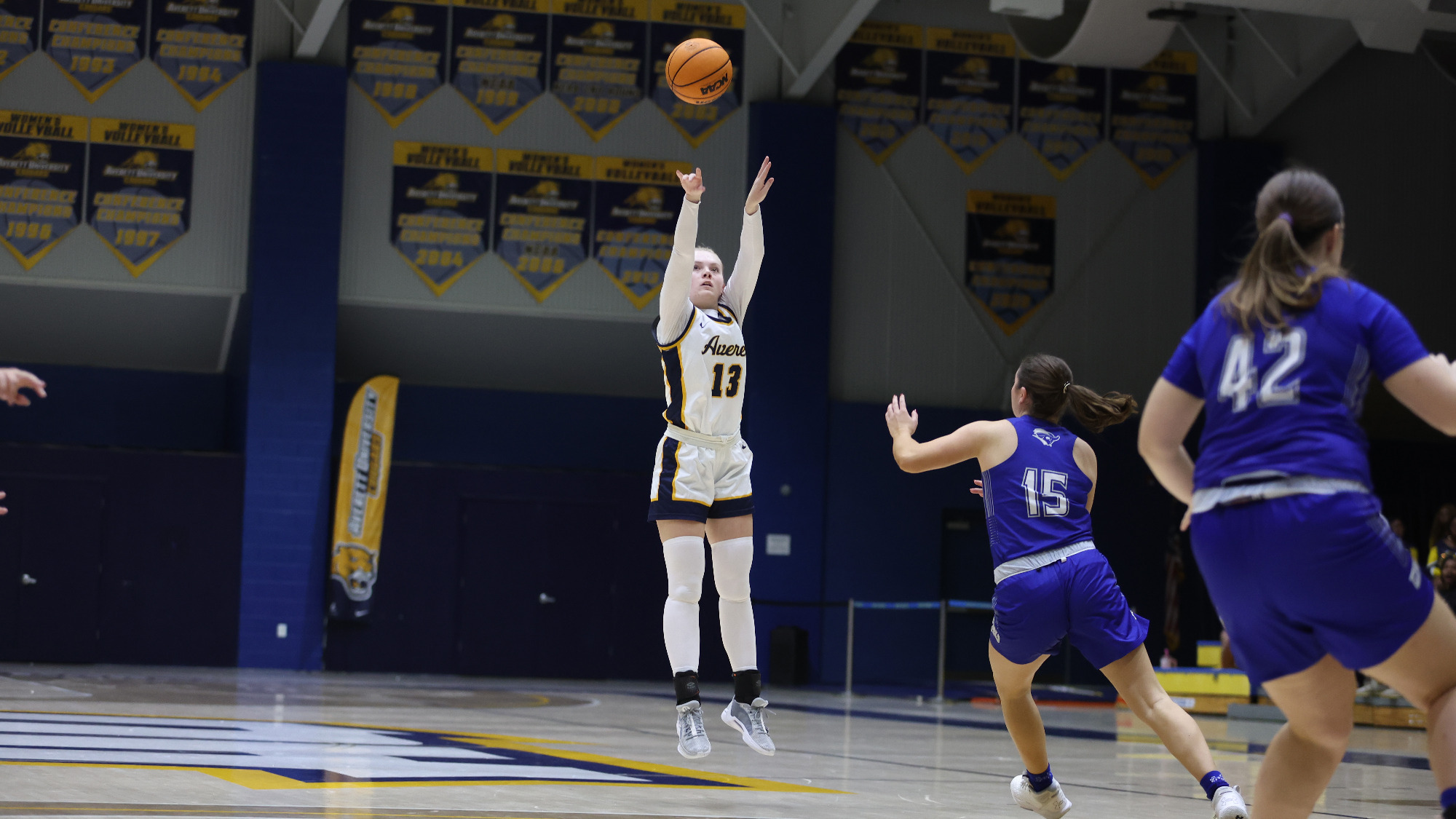 Women's basketball falls to Randolph-Macon on road - Averett University ...