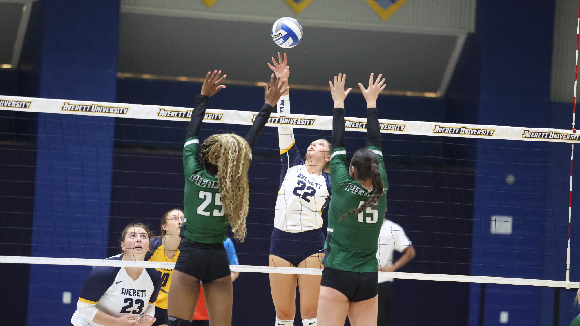Women's volleyball opens with win over Piedmont, falls to Bob Jones on ...