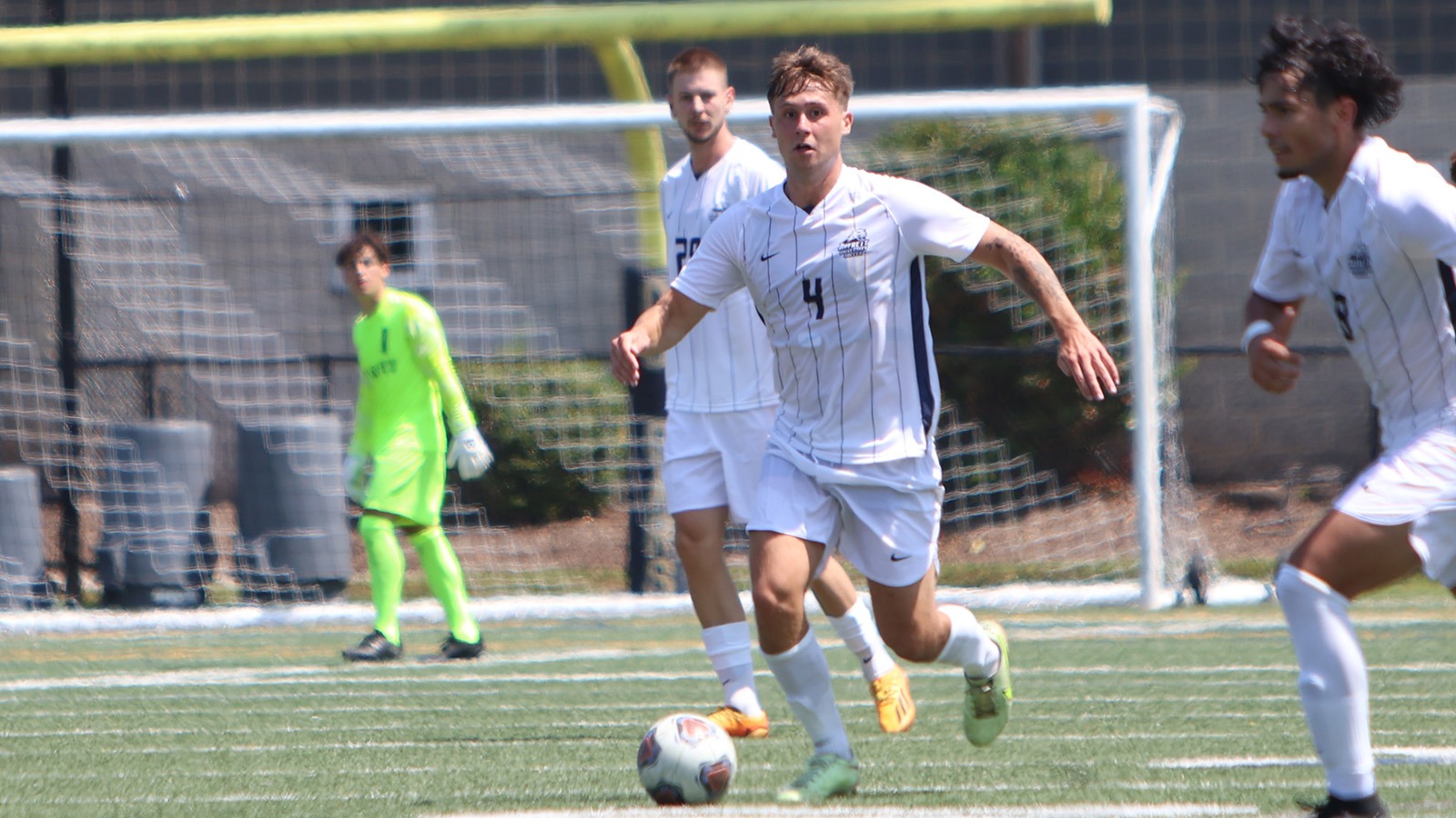 Men's soccer nets first win of season against Greensboro - Averett ...