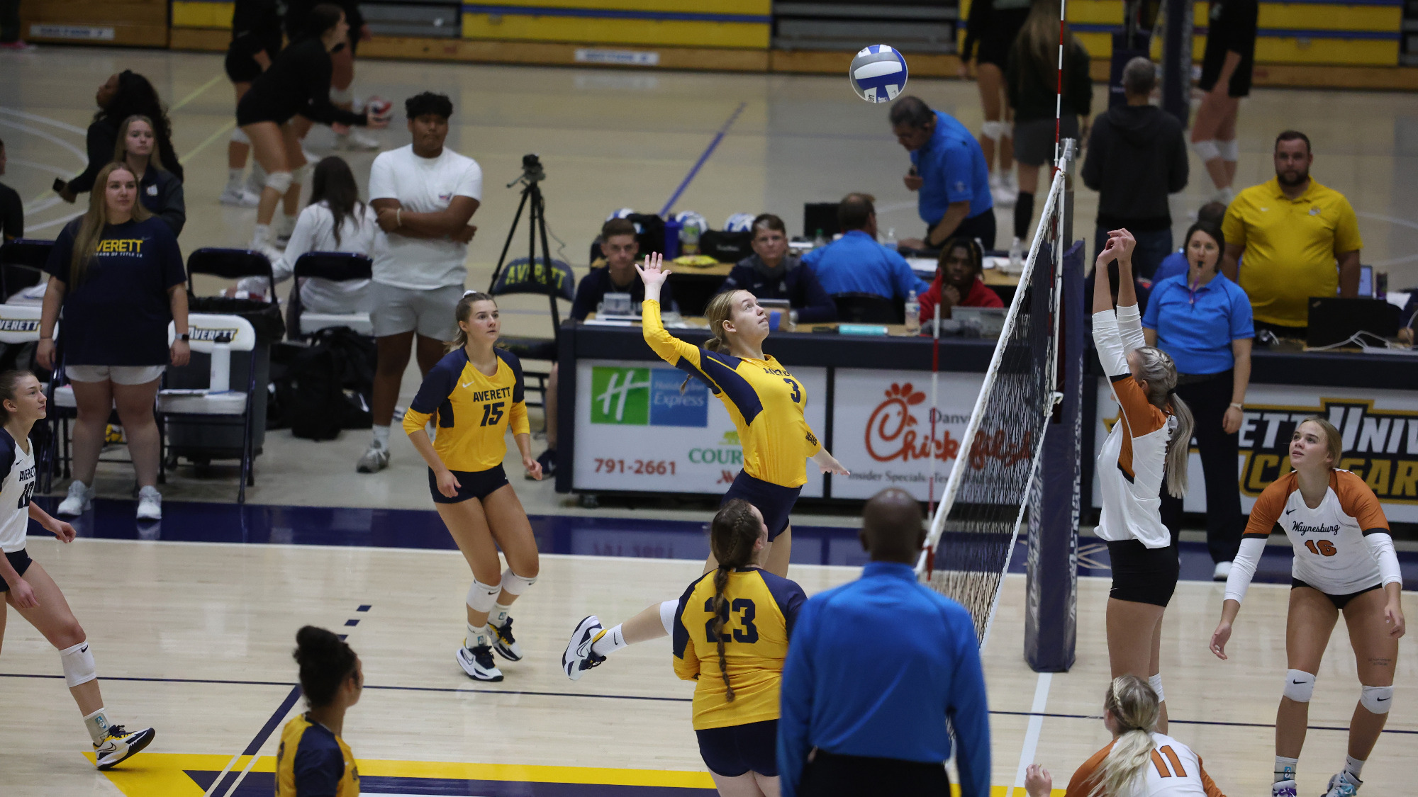 Women's volleyball falls to Mount Union, Allegheny on Day 2 of CWRU ...