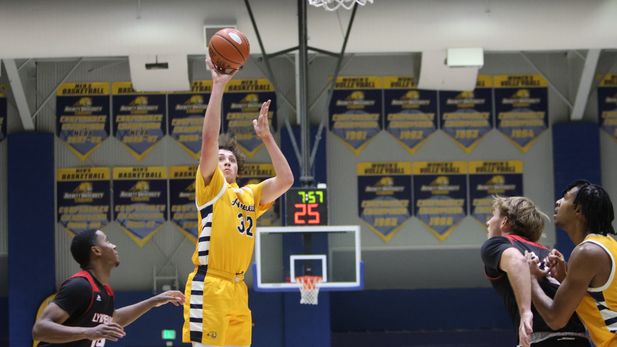 Niko Liberatore - 2023-24 - Men's Basketball - Averett University Athletics