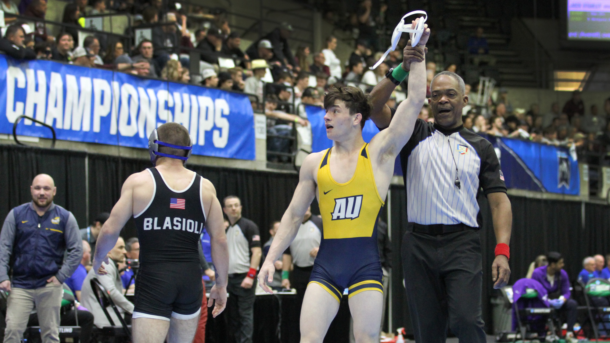 Wrestling captures first place with four individual champions in ODAC ...