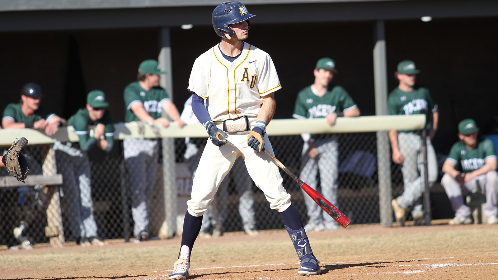 Baseball's Zischke named to ABCA/Rawlings All-Region Third Team ...
