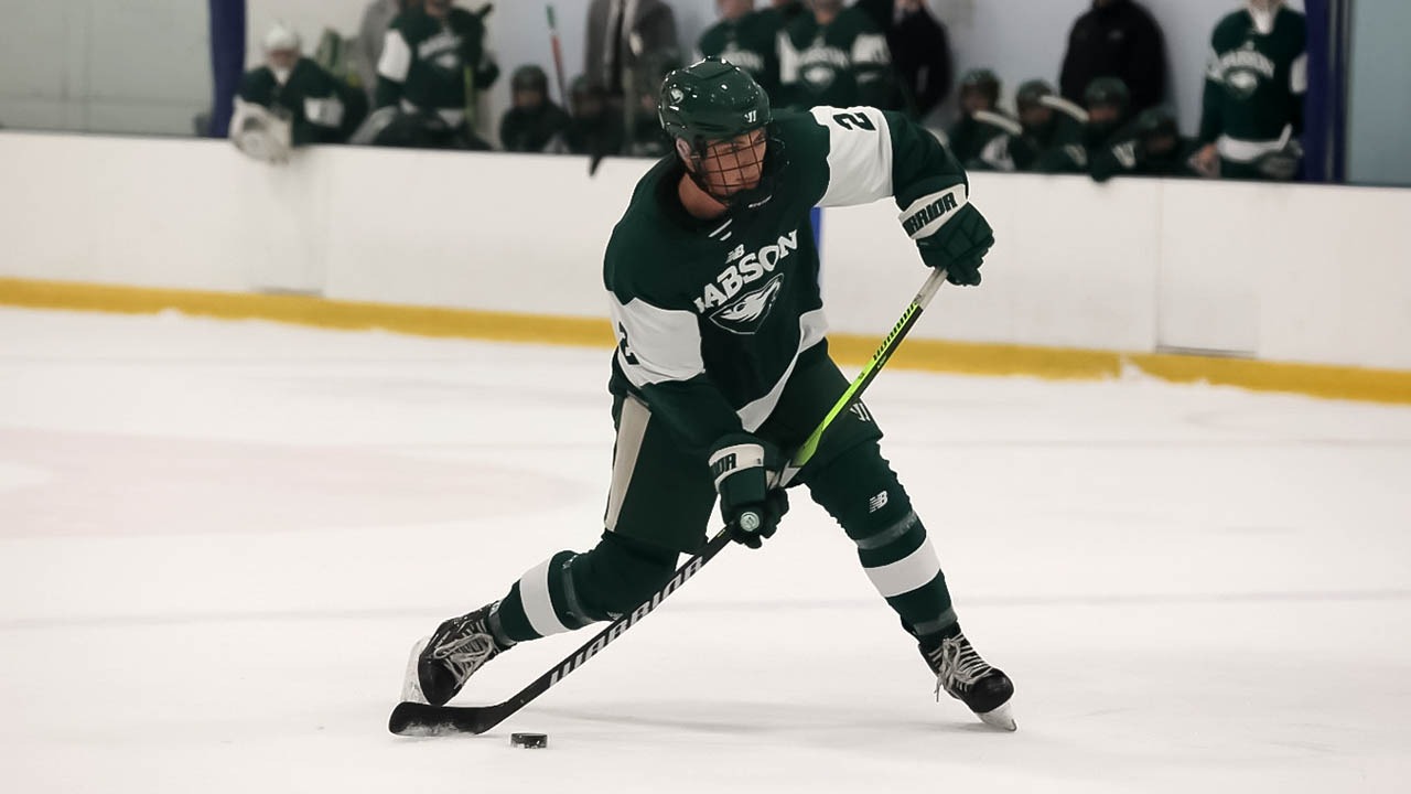 Men's Ice Hockey Rallies for 5-4 OT Win at Johnson & Wales - Babson College