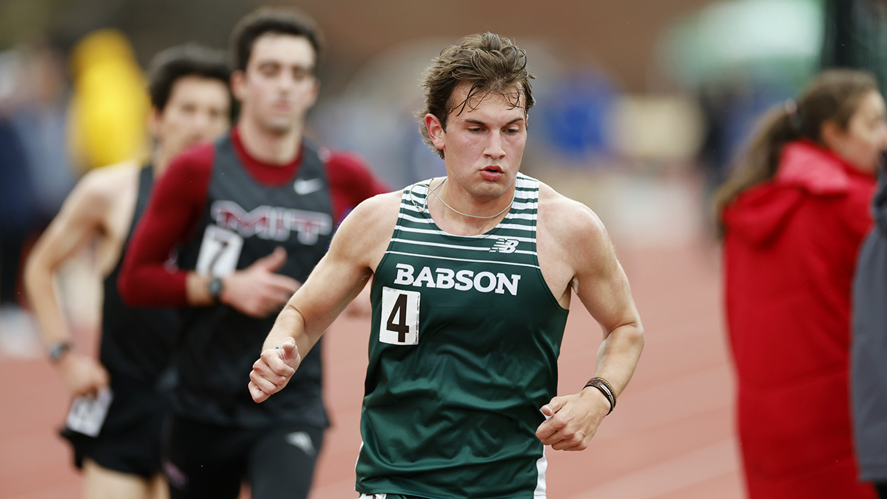 Rodriguez Captures Men's 10,000M Title to Highlight Day One of NEWMAC ...