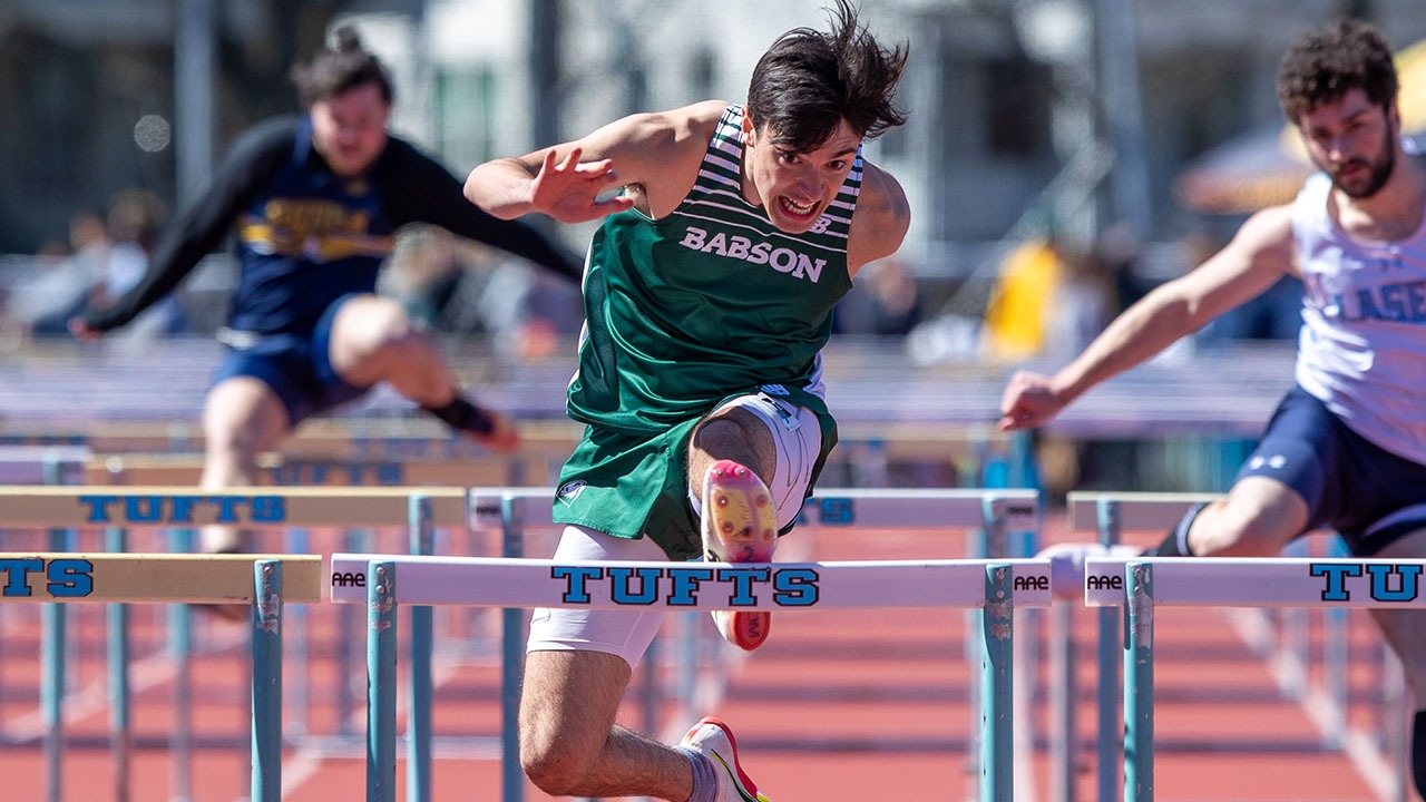Rodriguez Paces Men’s Track & Field at Alan Connie Shamrock ...