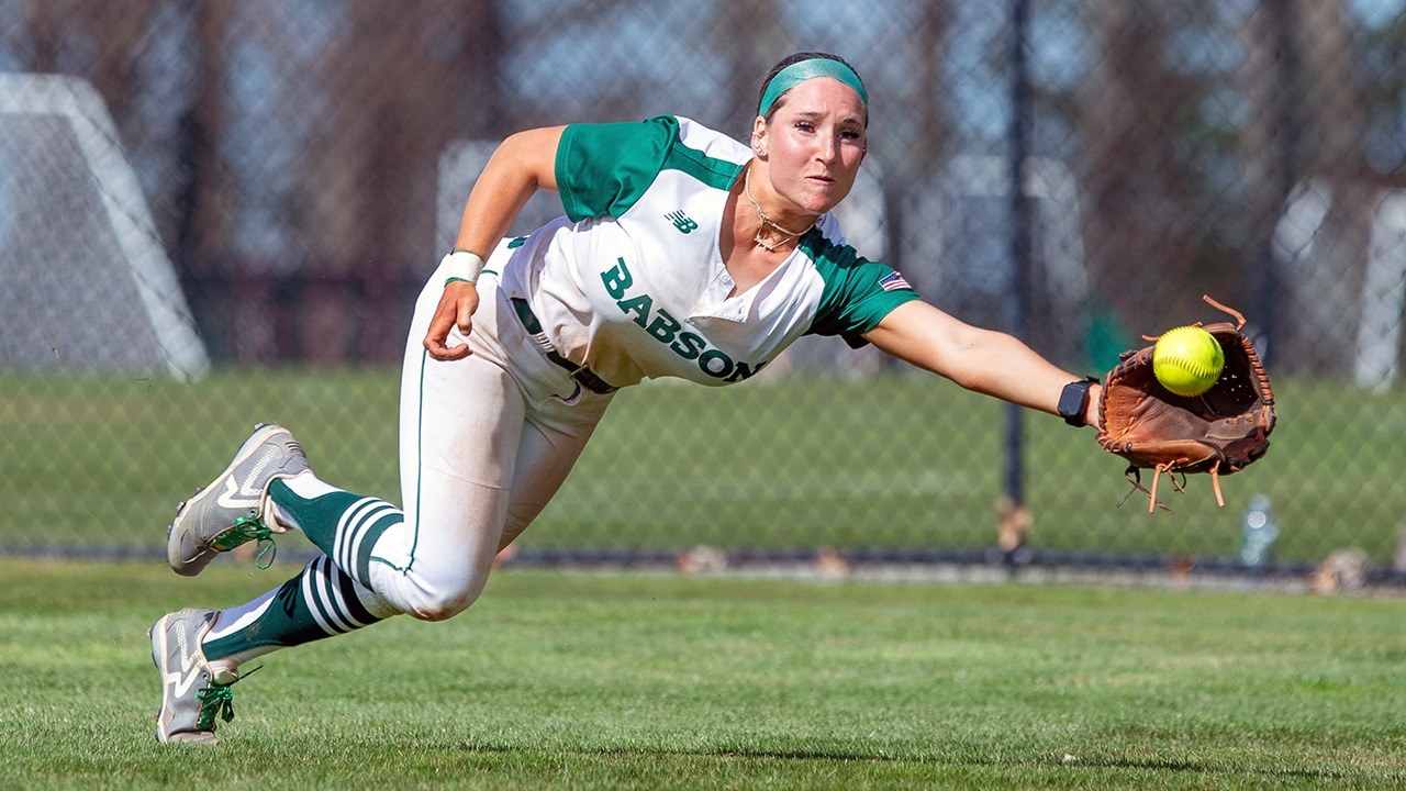 Softball Set to Visit Crosstown Rival Wellesley on Friday, Host Emerson ...