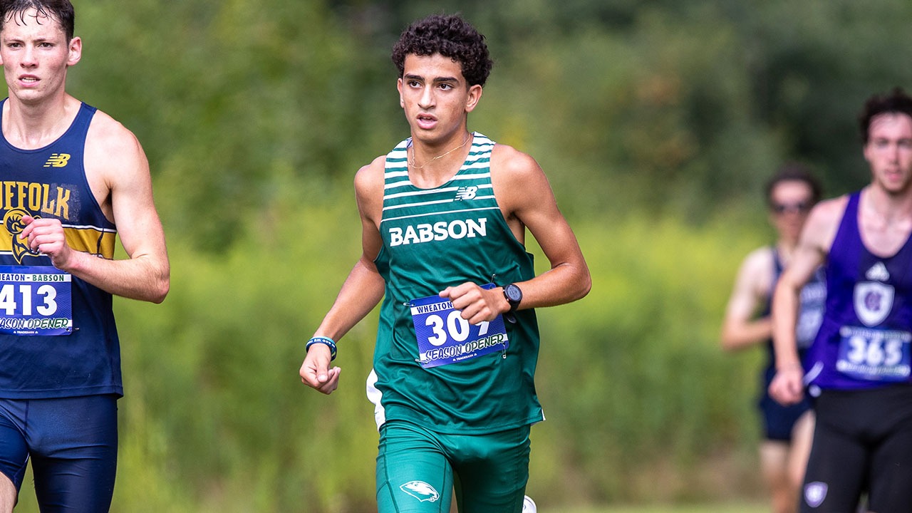 Men's Cross Country Places 9th at UMass Dartmouth Invitational - Babson ...