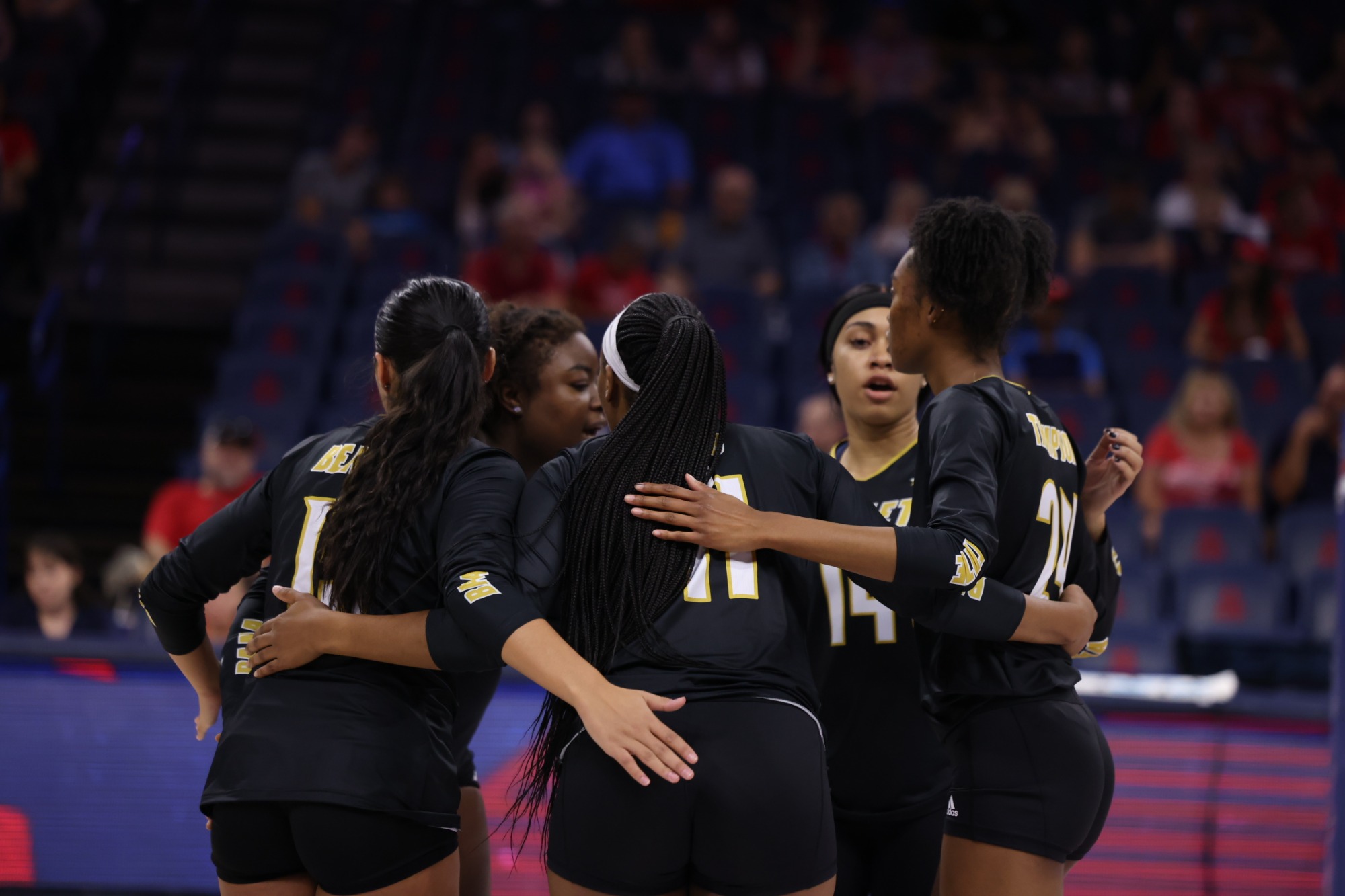 Lady Hornets stay perfect in SWAC play with hard-fought five-set win ...