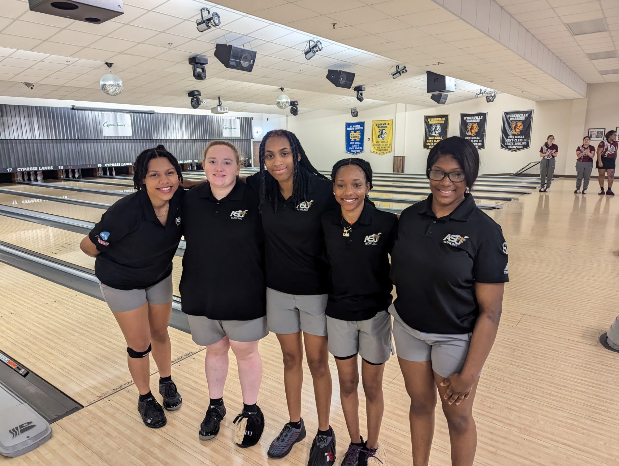 Nevaeh Williams Signs with Alabama State Bowling - Alabama State ...