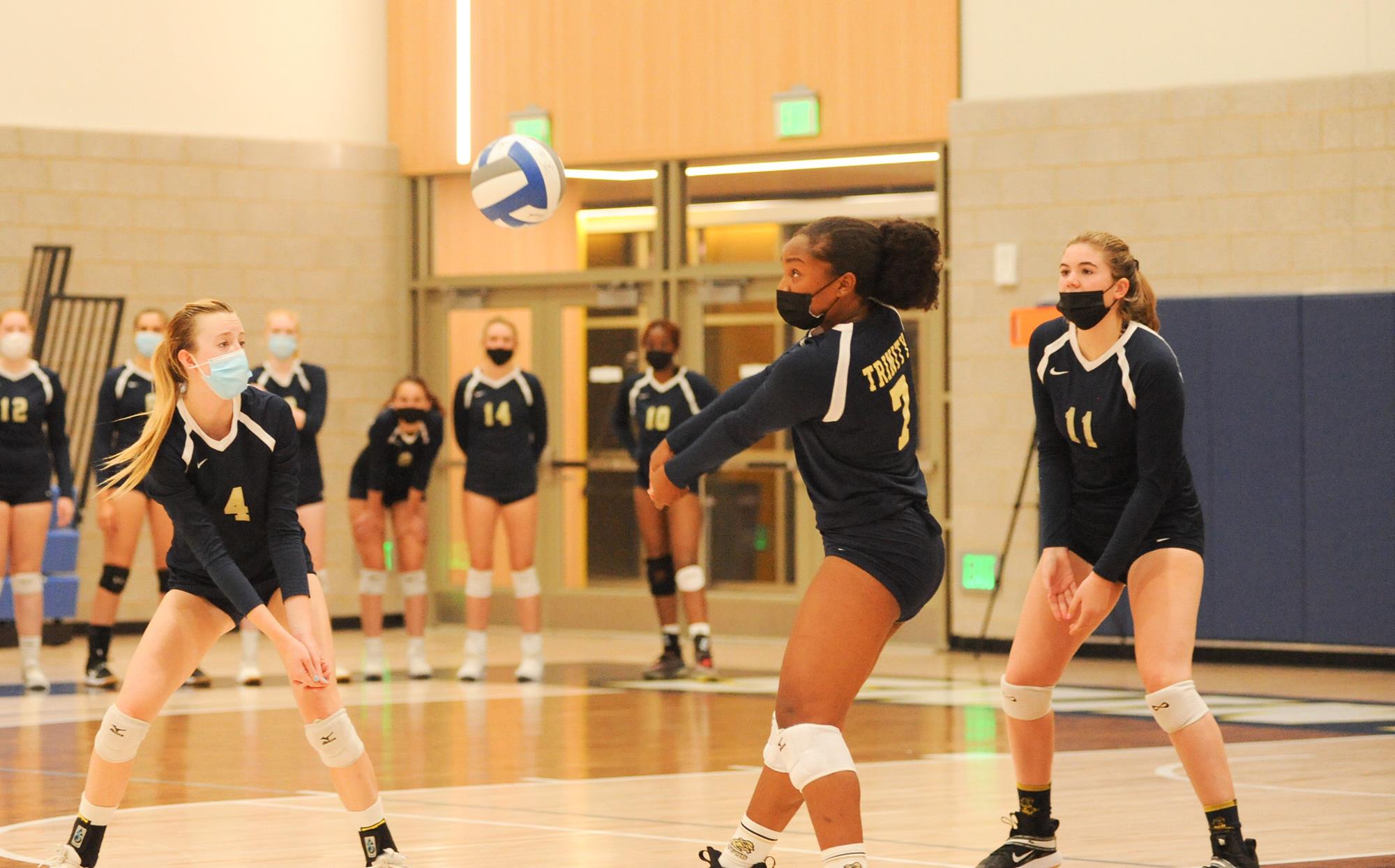 Trinity Volleyball Defeated at Amherst College - Trinity College