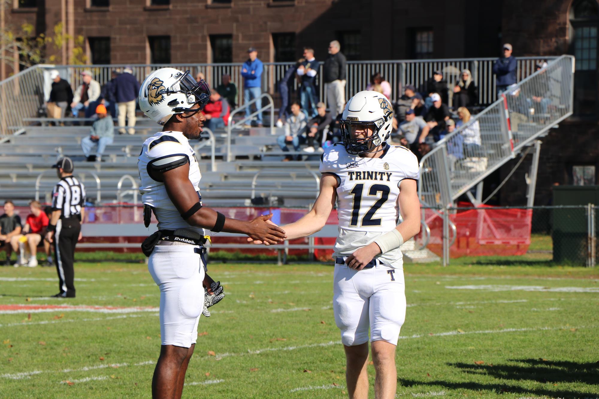 Trinity Football Outlasts Rival Wesleyan in Season Finale - Trinity College