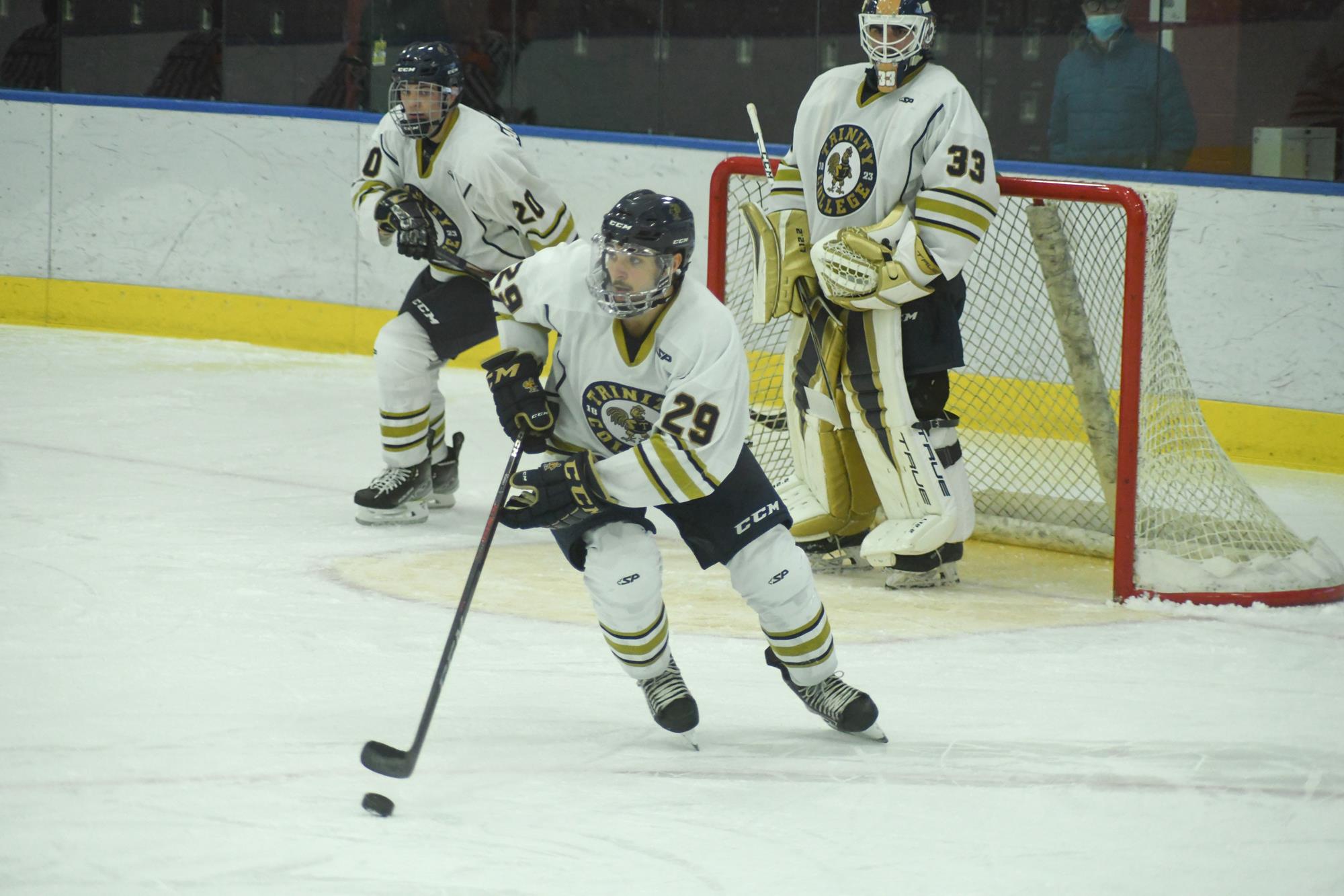 Trinity Men's Ice Hockey Outlasts Hobart at Home - Trinity College