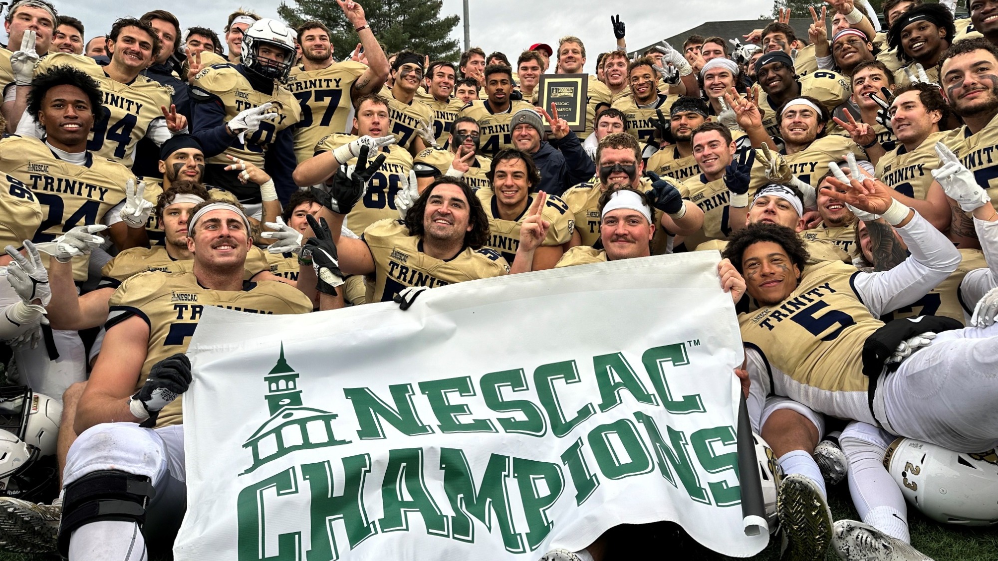 Football Wins Share of NESCAC Crown With 58-21 Win Over Bowdoin ...
