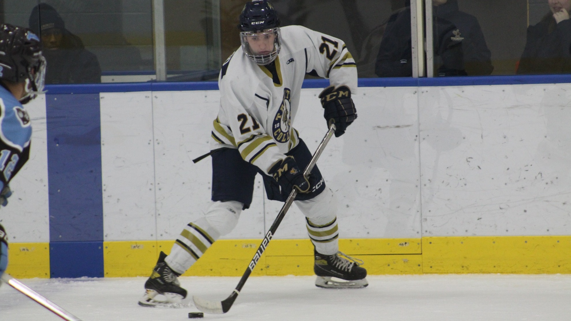 #7 Men's Hockey Downs Middlebury In Overtime, 3-2 - Trinity College
