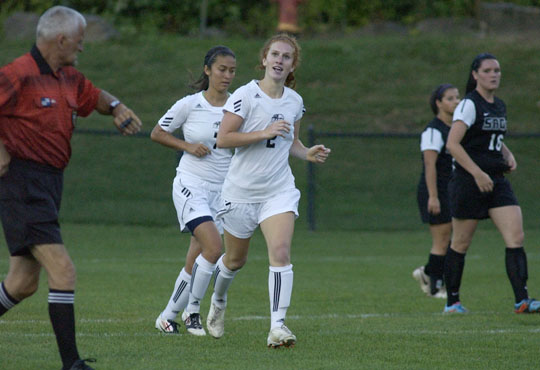 Maddy Huggins - 2013 - Women's Soccer - Bard College Athletics