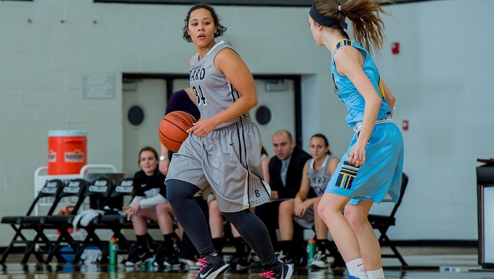 Bianka Bell - 2015-16 - Women's Basketball - Bard College Athletics