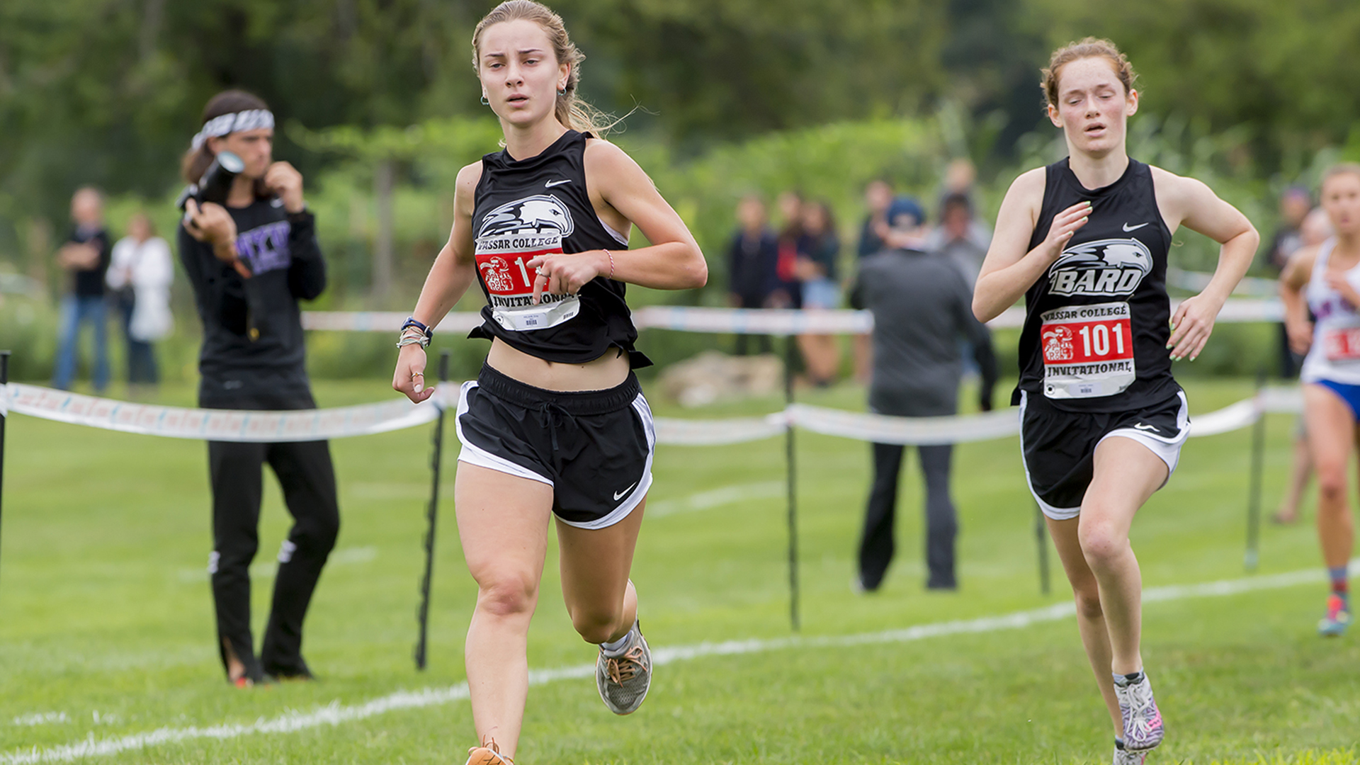 Season starts at Vassar for women's cross country team - Bard College ...