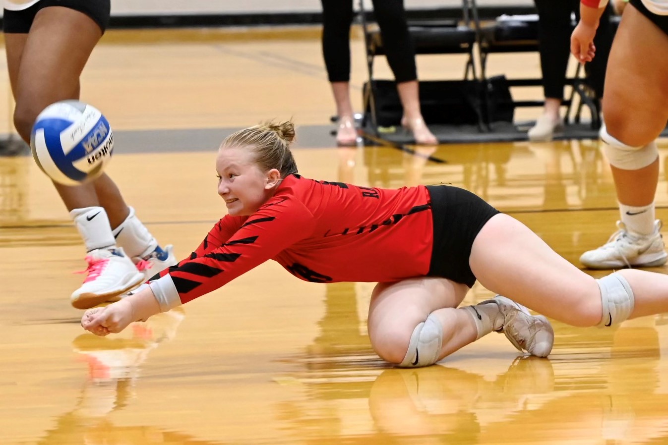 Raptors battle Sage in a five-setter - Bard College Athletics