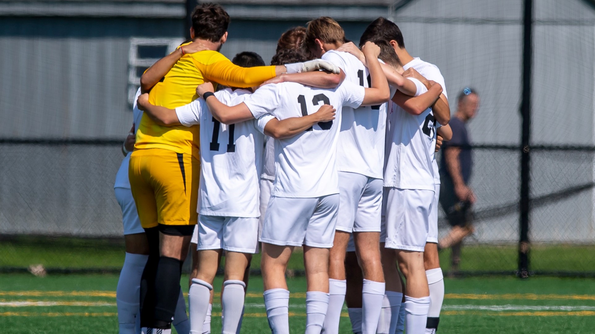 Raptors lose to Vassar, 2-0 - Bard College Athletics