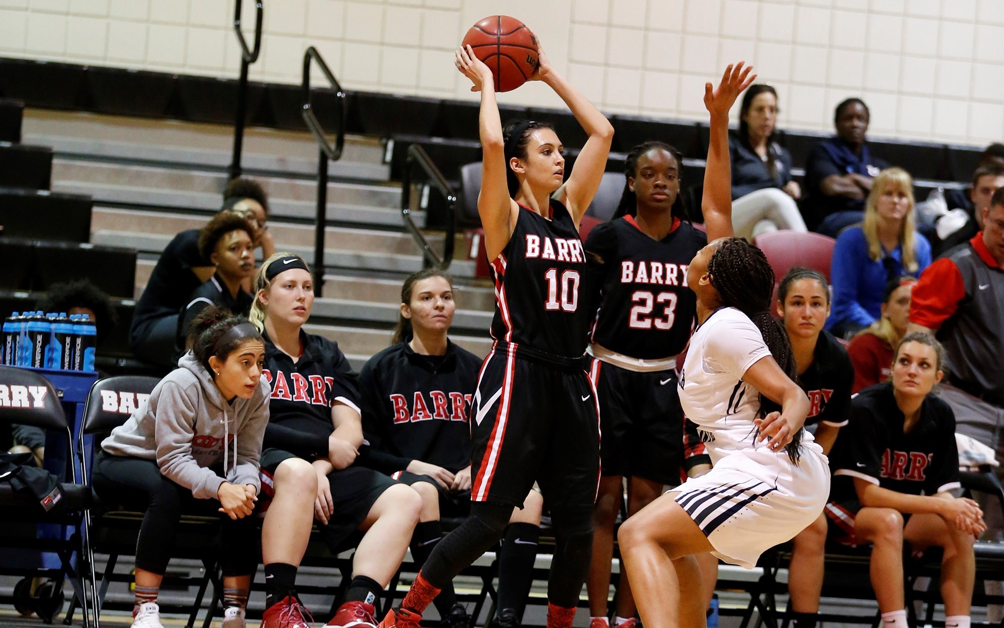 Jackie Perez - Women's Basketball - Barry University Athletics