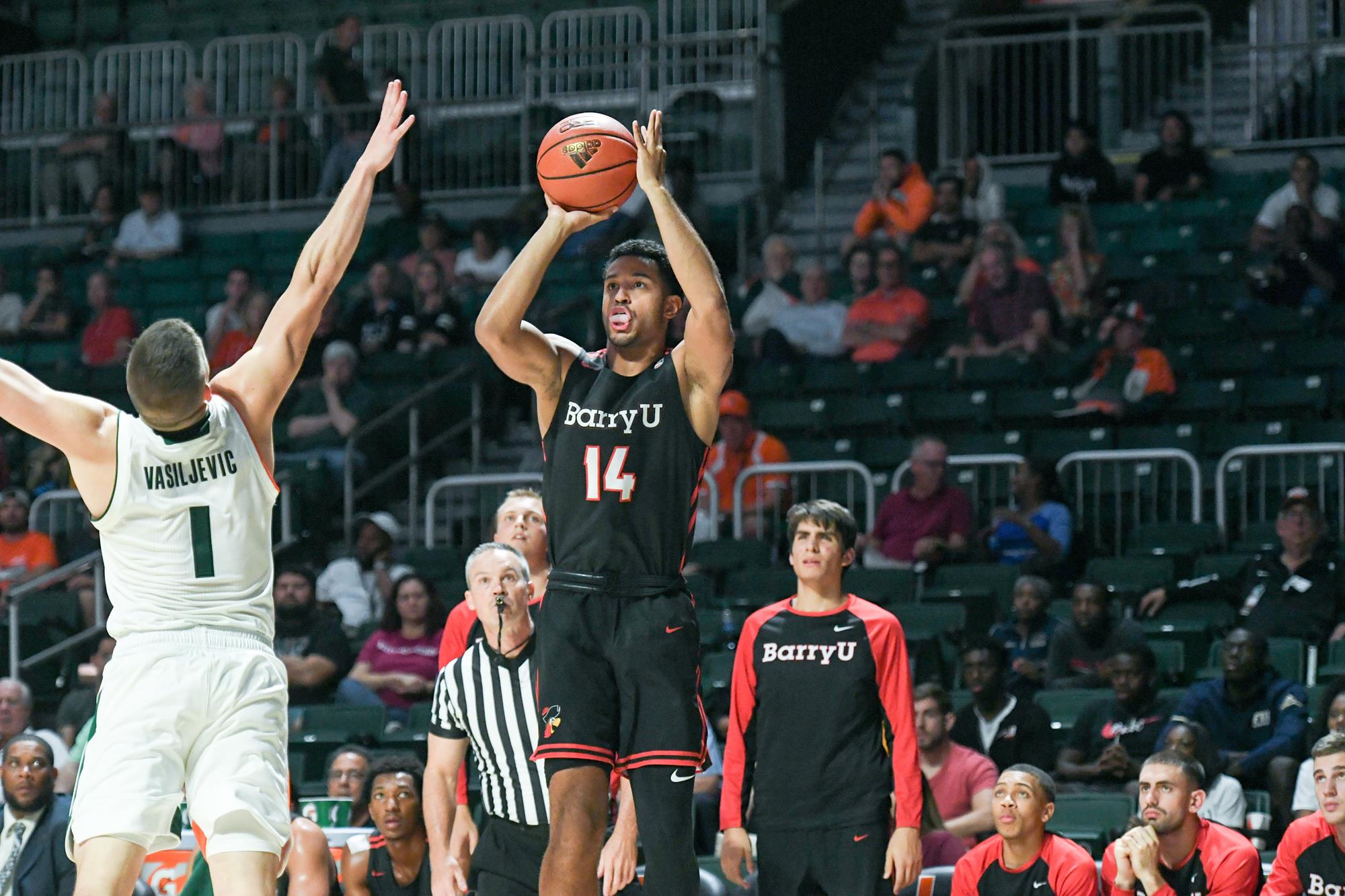 Leandro Allende - Men's Basketball - Barry University Athletics