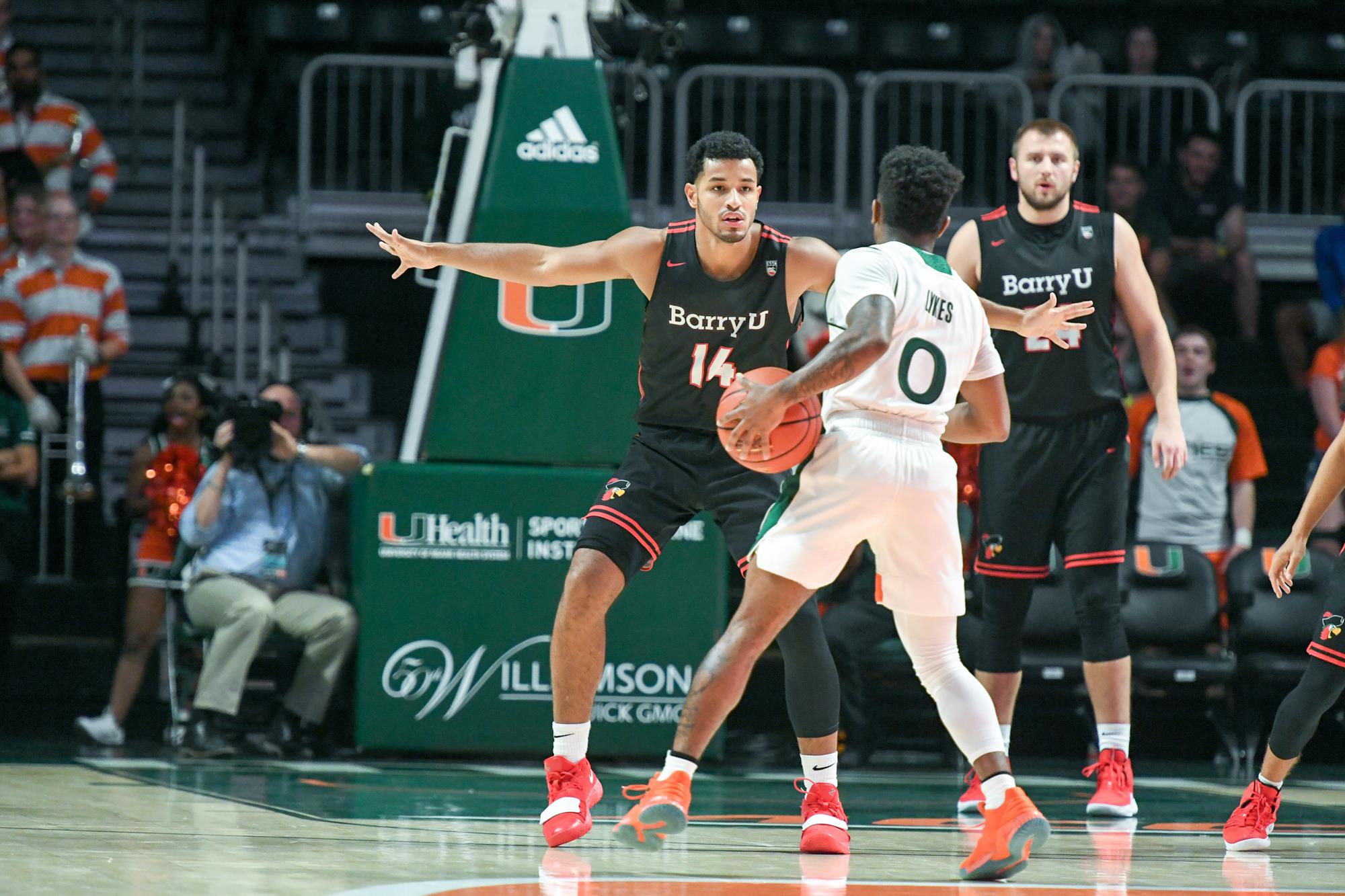 Leandro Allende - Men's Basketball - Barry University Athletics