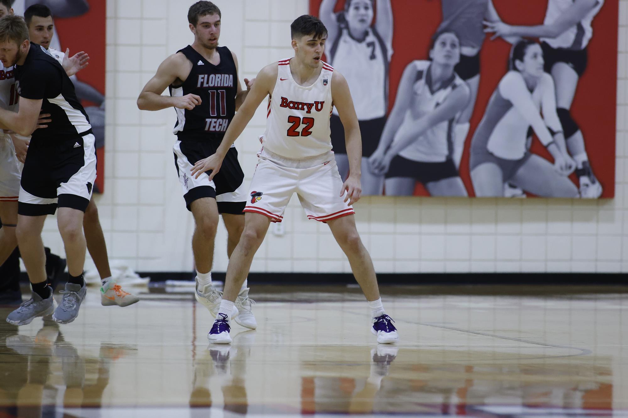 Tomas Mikyska - Men's Basketball - Barry University Athletics
