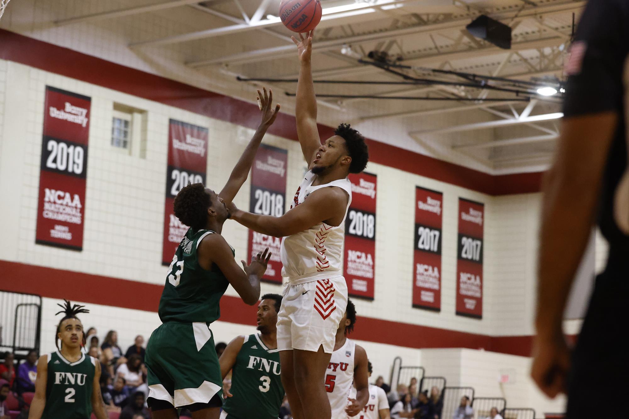 Isaiah Washington - Men's Basketball - Barry University Athletics