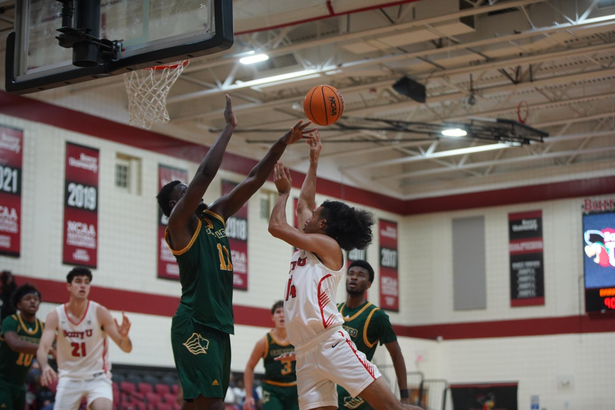 Vee'lesk Avin - Men's Basketball - Barry University Athletics