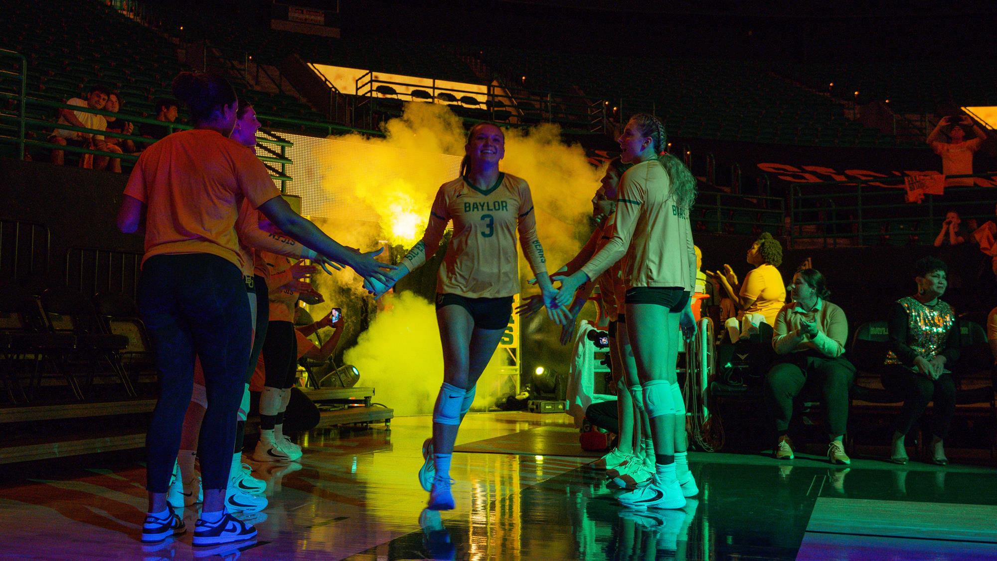 Averi Carlson - Volleyball - Baylor University Athletics