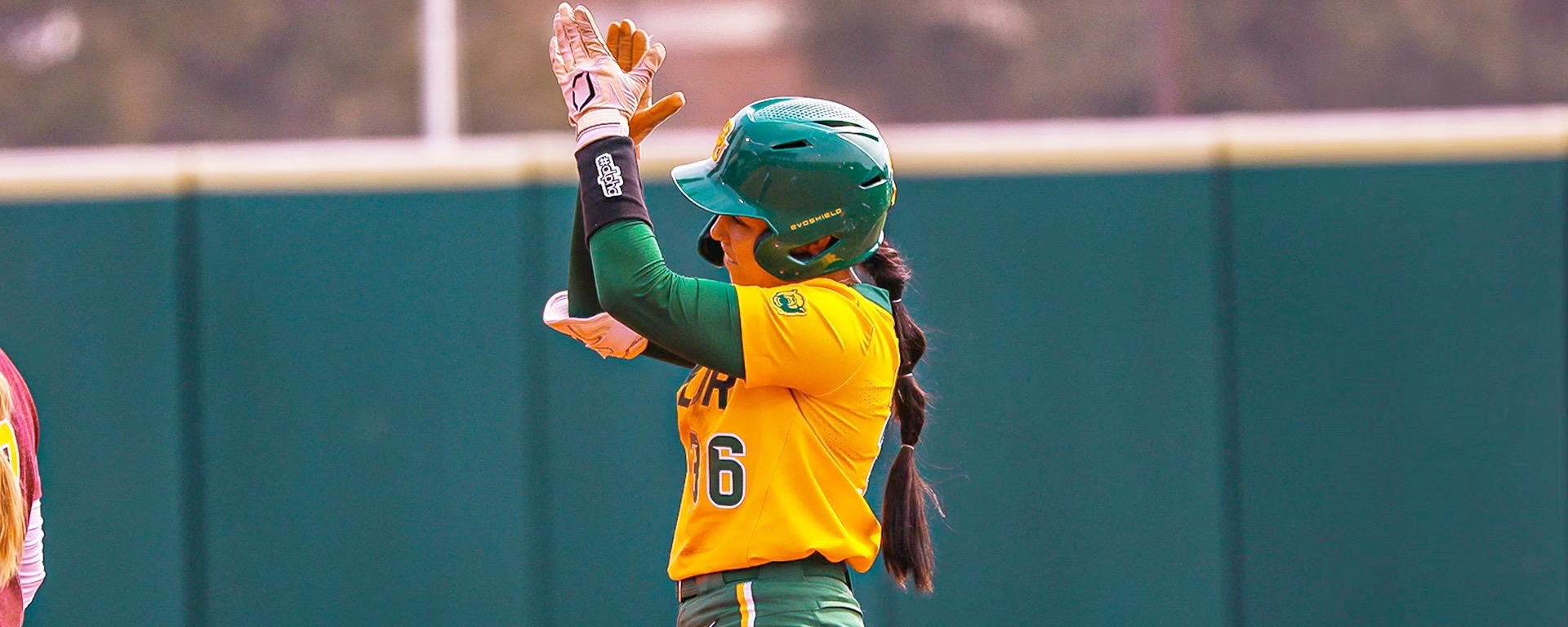 Amber Toven - Softball - Baylor