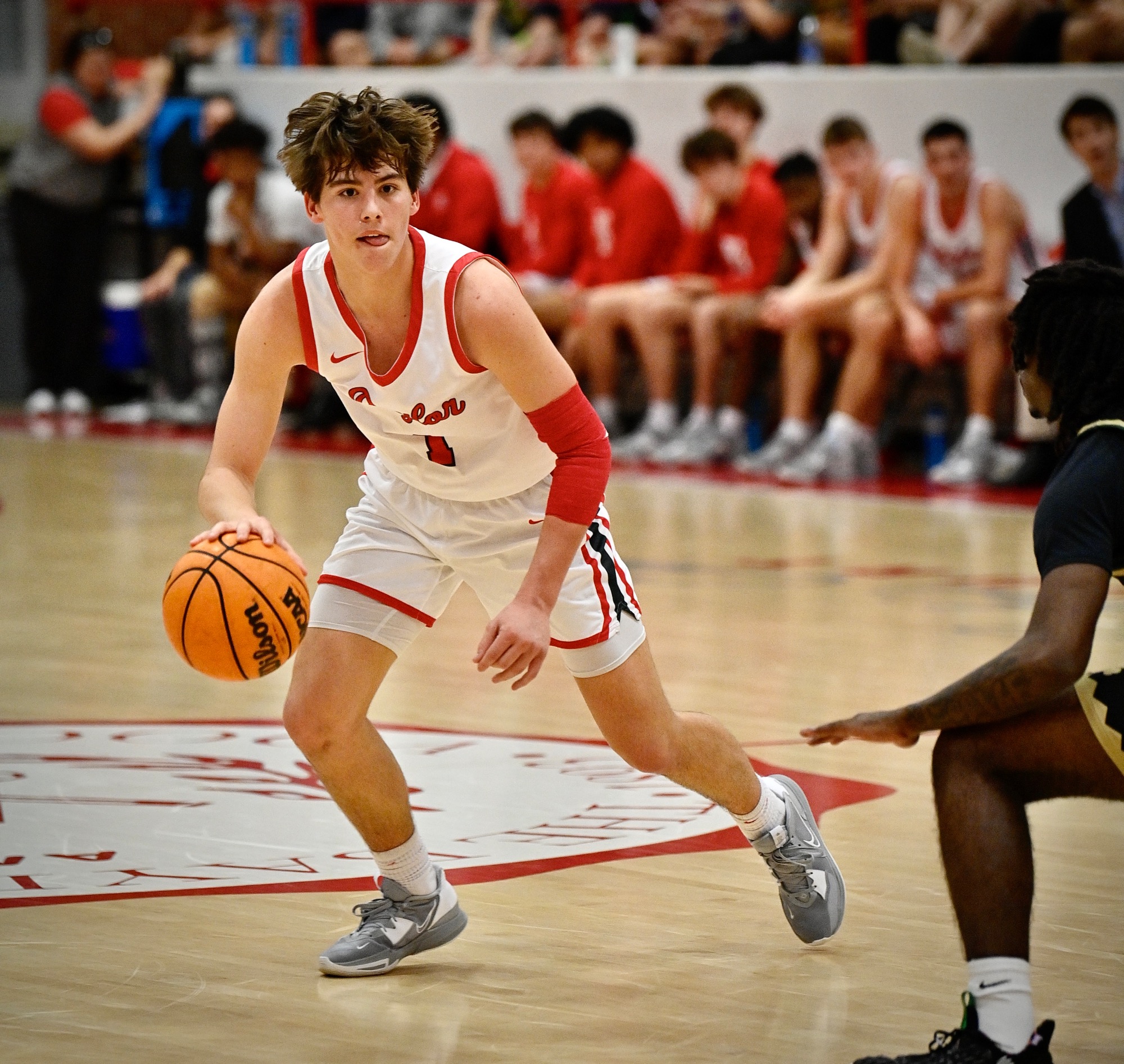 Baylor Prevails By 64-57 Final - Baylor School