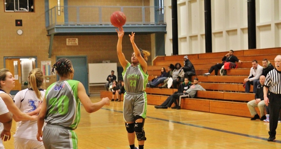 Dominique Edwards - Women's Basketball - Bronx Community College Athletics