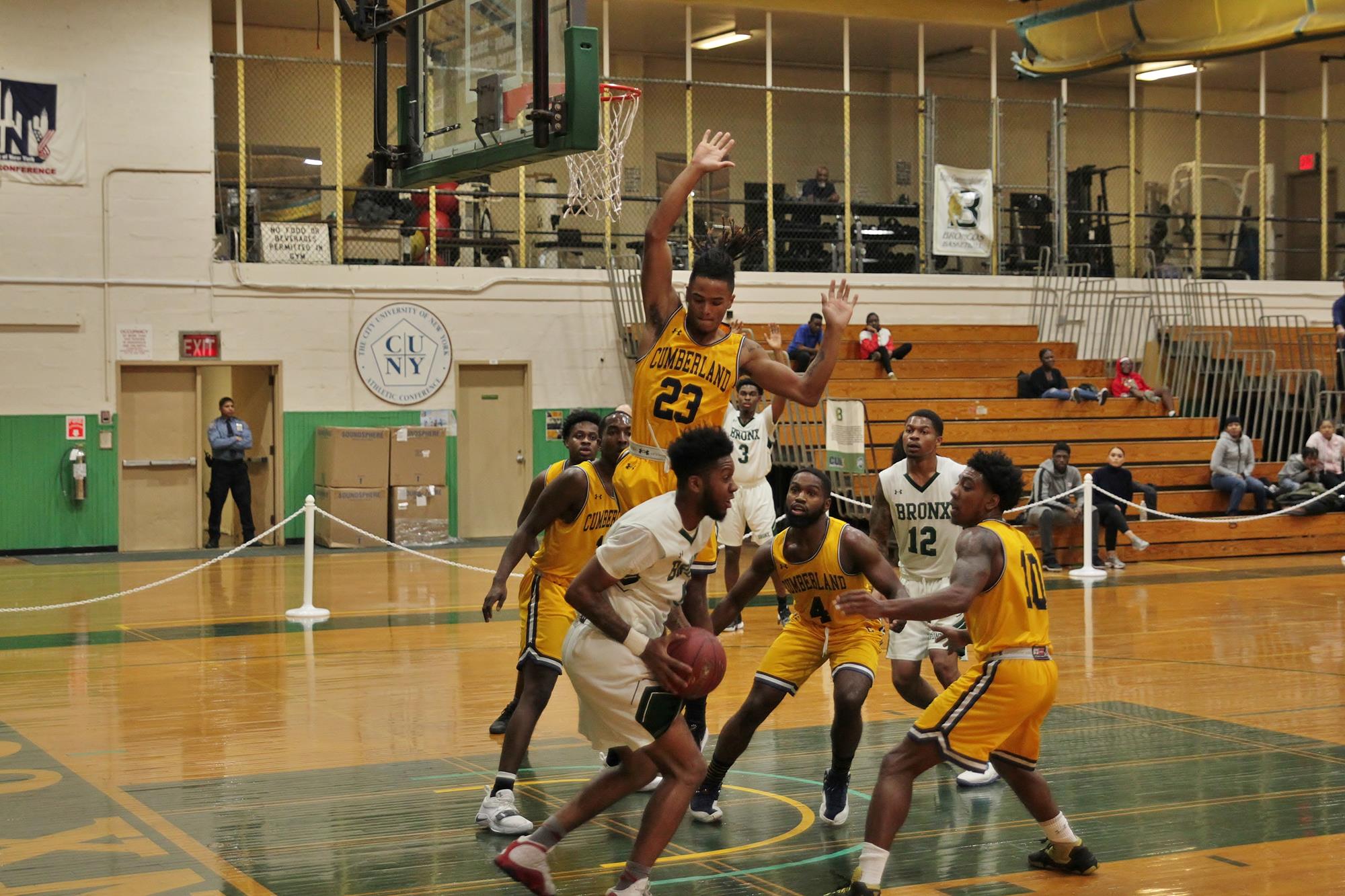 Elijah Lopez - Men's Basketball - Bronx Community College Athletics