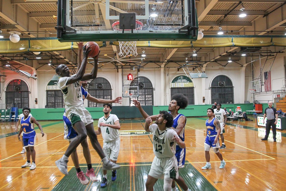 Enmanuel Garcia - Men's Basketball - Bronx Community College Athletics